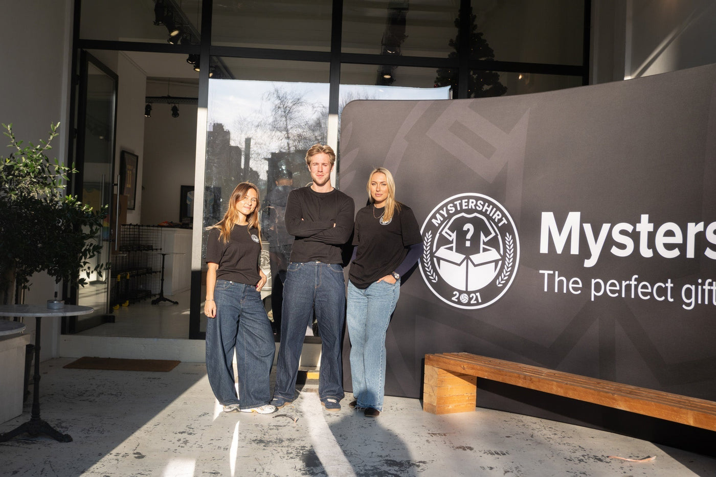 We opened our first physical pop up store in Antwerp